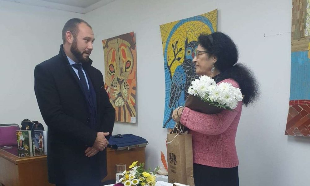 Веселина Кожухарова представи новия си роман Въглени Gabrovo News